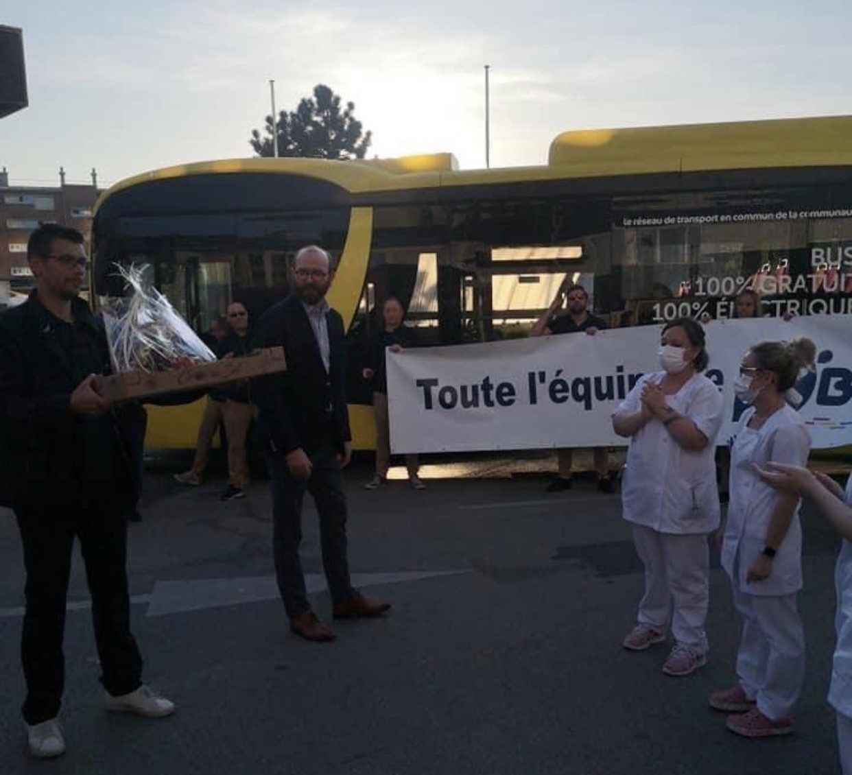 Les encouragements de l’équipe du réseau DK’BUS pour le centre hospitalier de Dunkerque ...